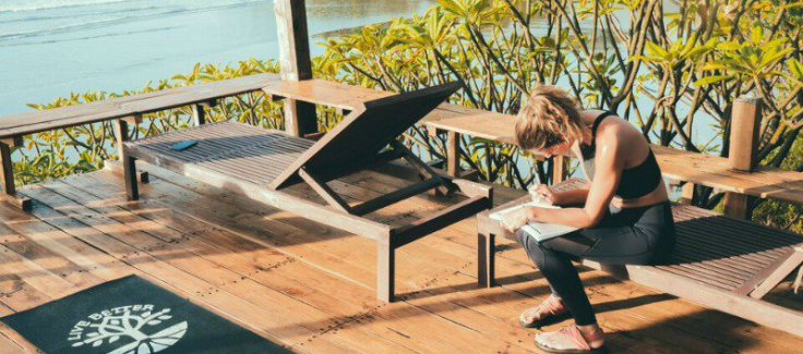 My Experience With Depression: Hitting Rock Bottom – CHAARG